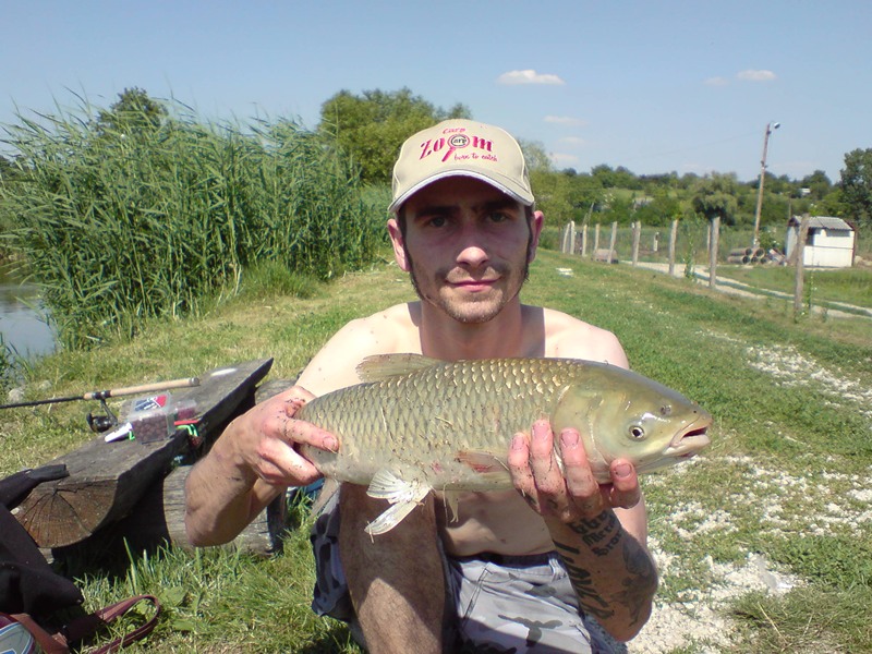 escape91 - Amur - Haldorádó horgász áruház