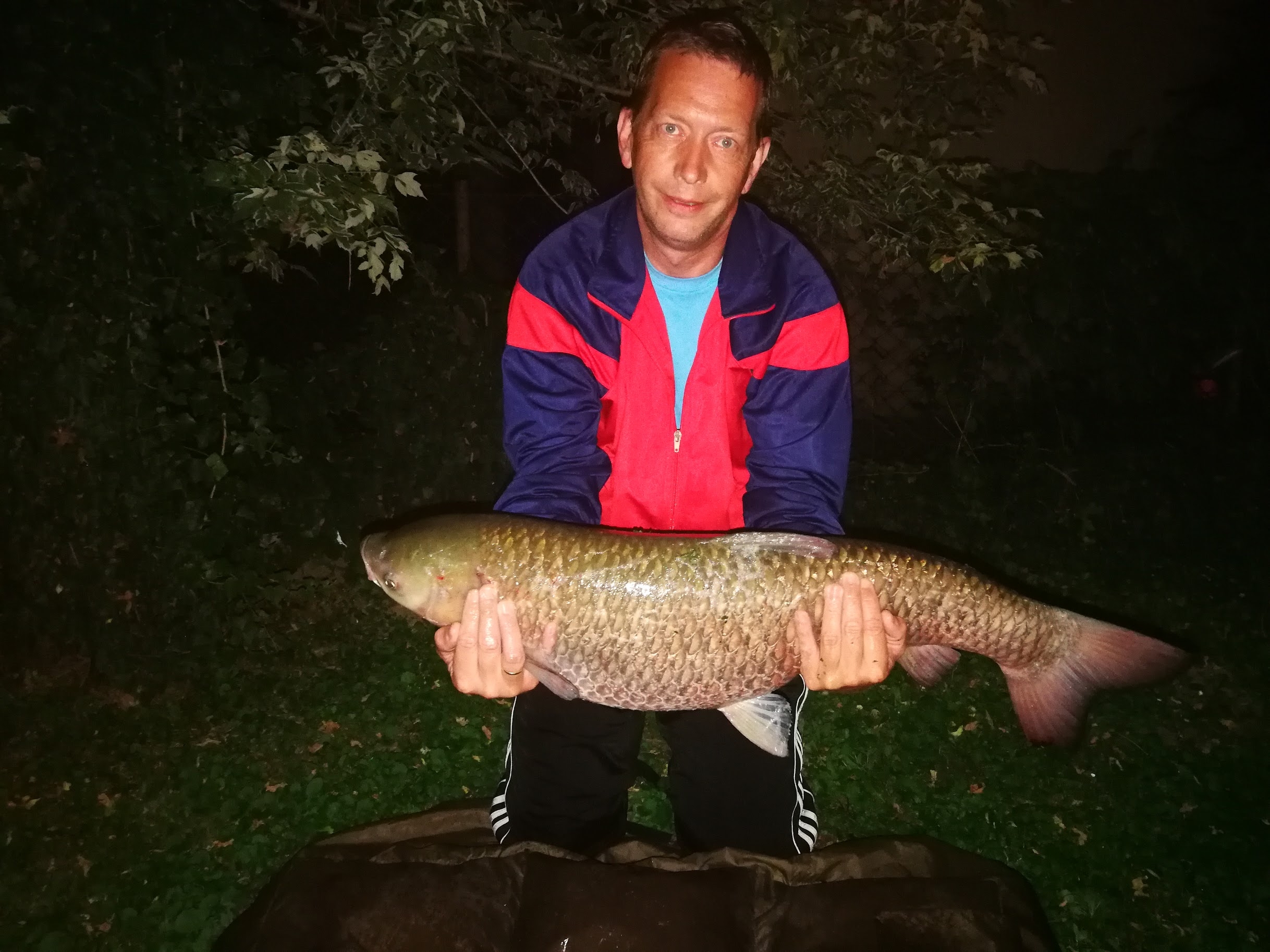 hunyast - Amur - Haldorádó horgász áruház