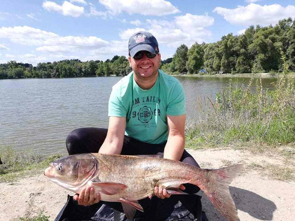 Kapi1986 - Busa - Haldorádó horgász áruház