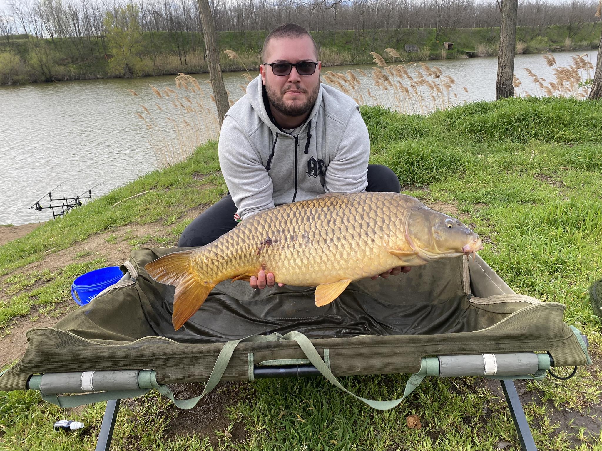 bajzatdani - Ponty - Haldorádó horgász áruház