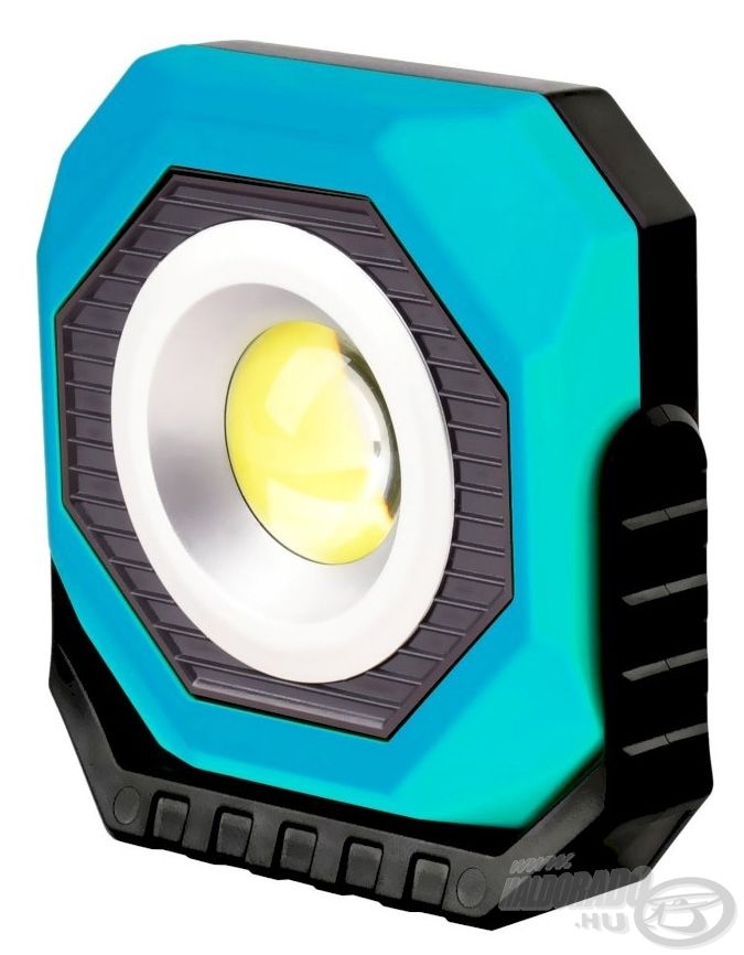 ULTRATECH FL600R Flood Light tölthető-napelemes lámpa - Haldorádó ...